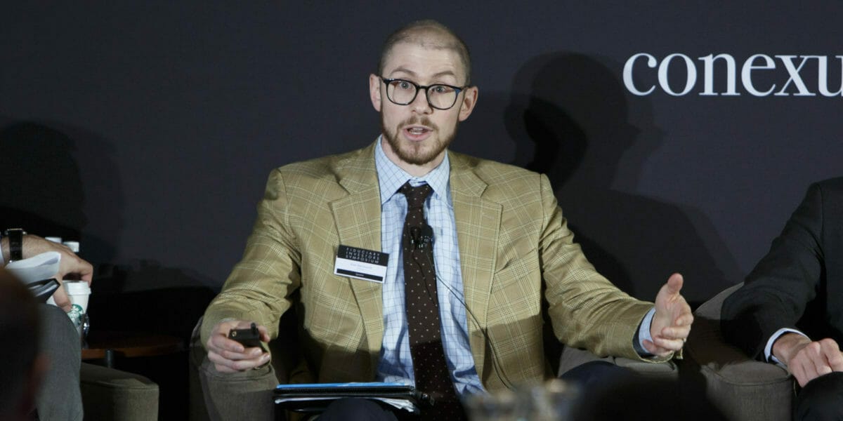 Why investors should de-carbonise